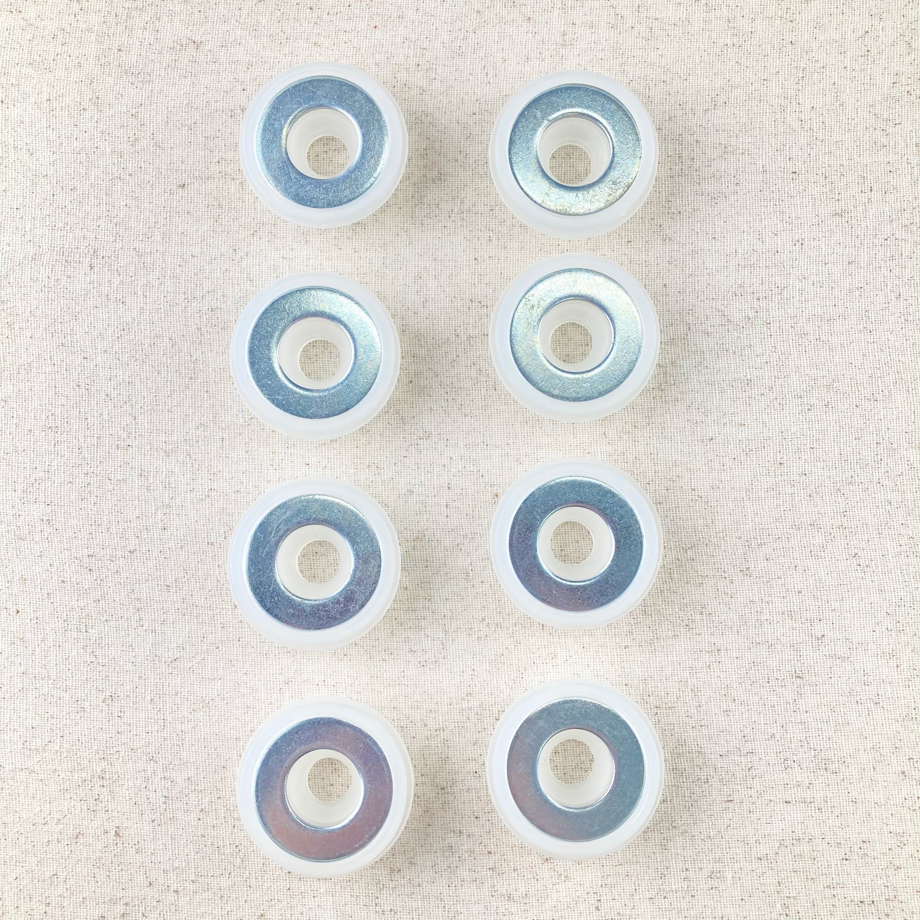 Weighted Bobbins – Design & Adorn